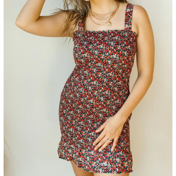 DO+BE | Dresses | Dobe Smocked Red Floral Dress | Poshmark